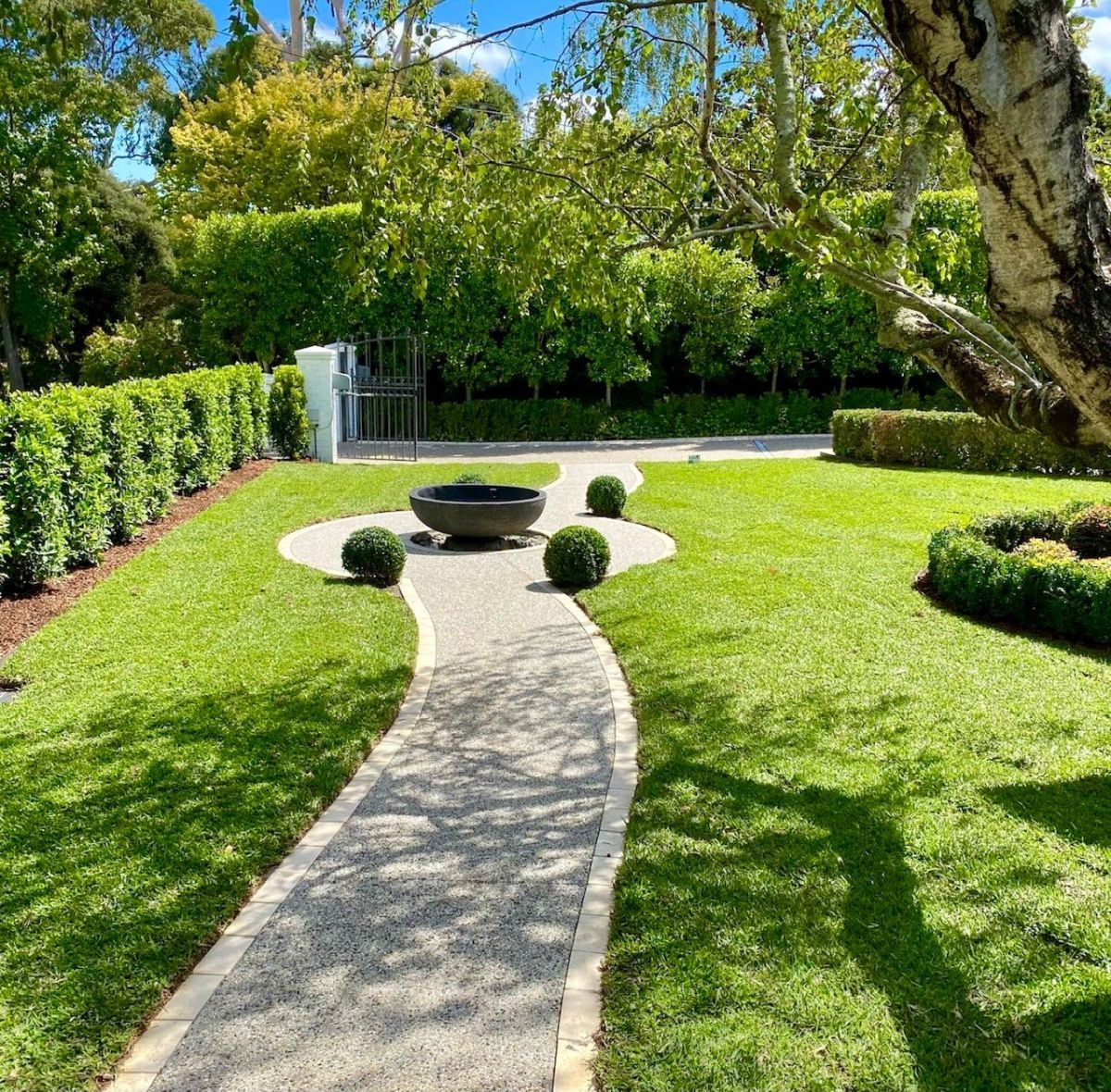 How to Lay Turf Properly | The Turf Installation Guide